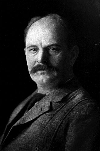 Top Famous People Born on June 12