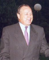 Top Famous People Born on October 17