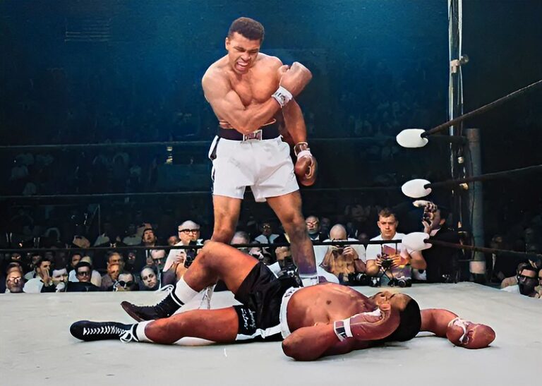 When Muhammad Ali Freed 15 American Hostages from Saddam Hussein